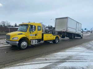 Bora Towing | Edmonton 24h Towing Services - Light and Heavy Weight Towing
